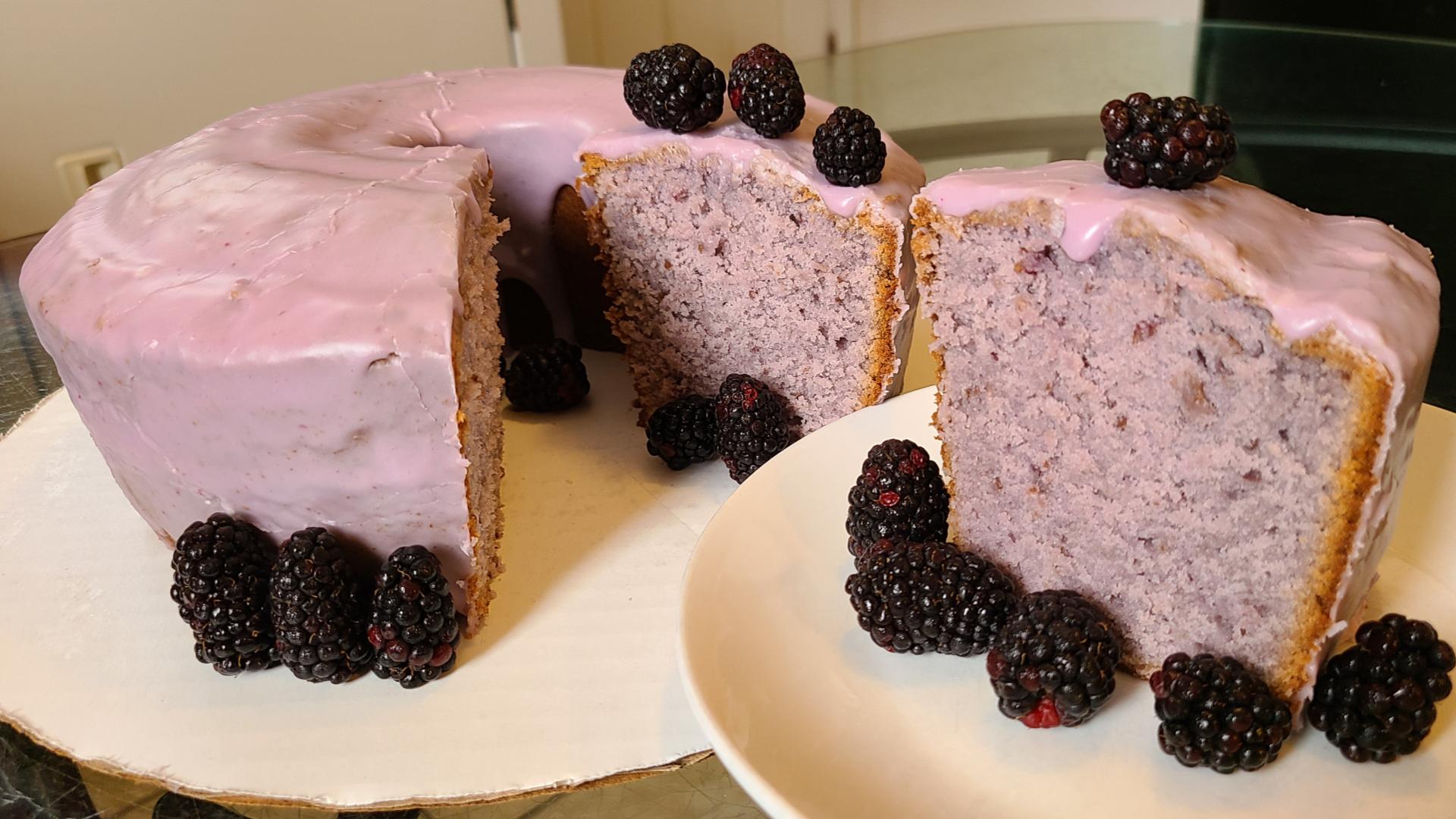 Blackberry Pound Cake – charliethecookandrews