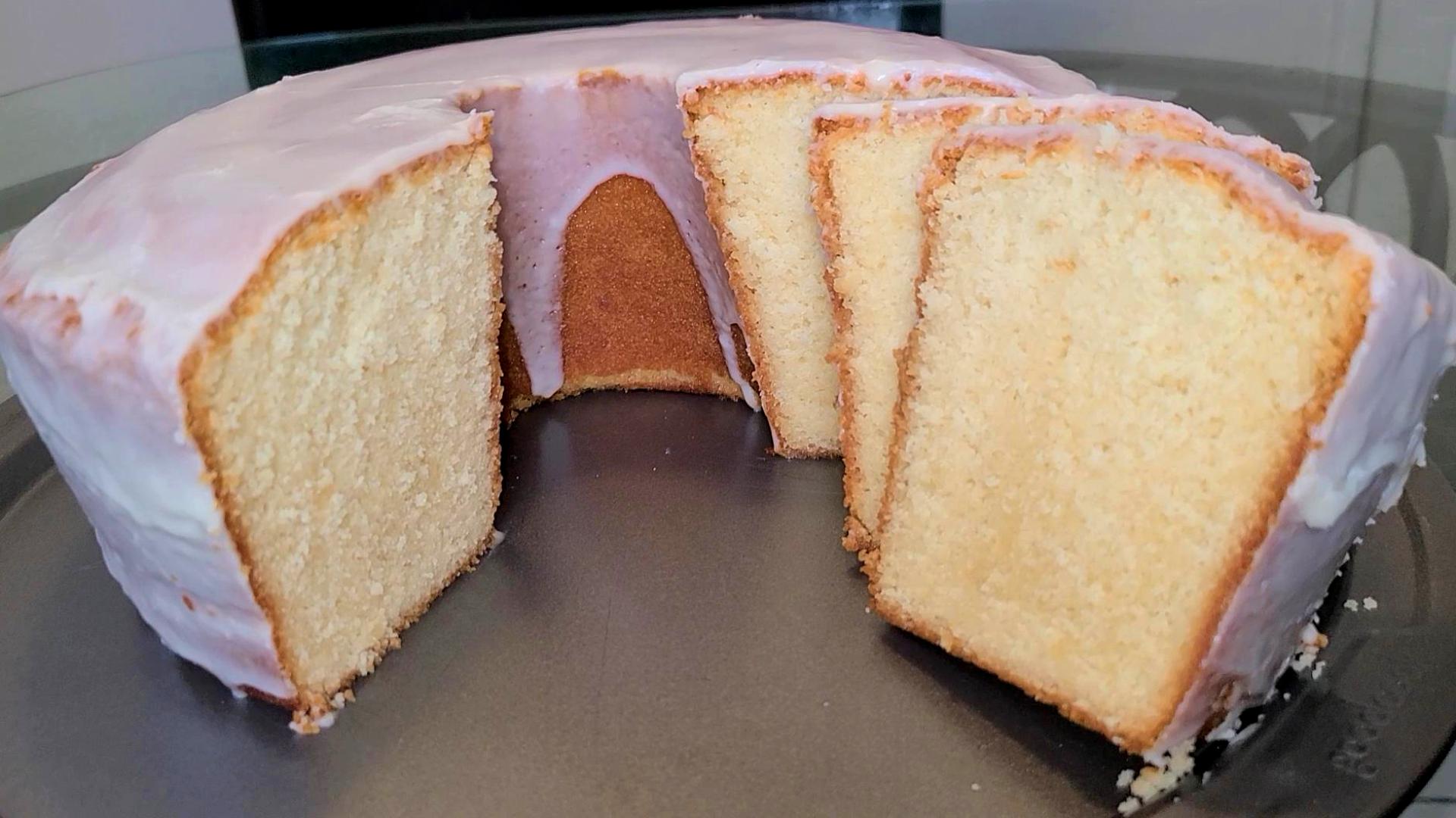 Cream soda pound cake – charliethecookandrews
